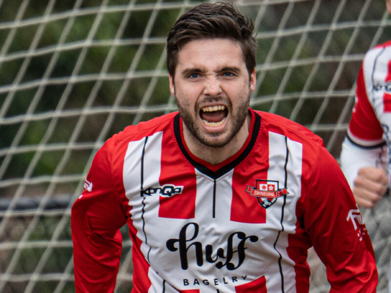 Official: Lawrence ends months of speculation by re-signing with ...